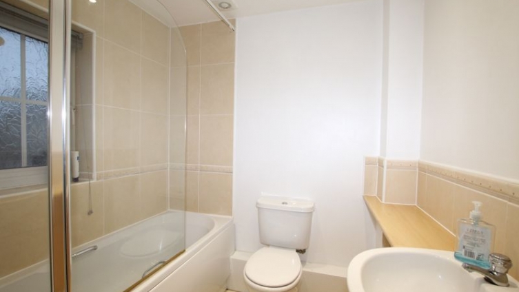 16 Remus Court North Hykeham Lincoln Robert Bell And Company